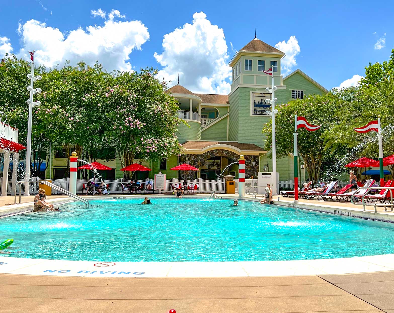 Disney World in Spring: The Best Time to Chase Disney Dreams! - Seconds ...